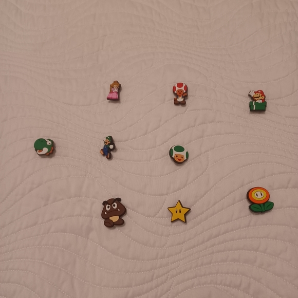 CROCS | Accessories | Super Mario Brothers Croc Charms Jibbitz Crocs ...